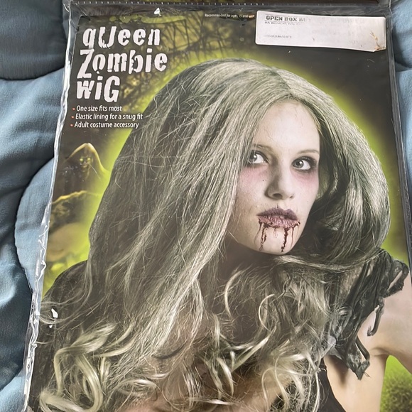 Fun World | Holiday | Halloween Wig Queen Zombie | Poshmark